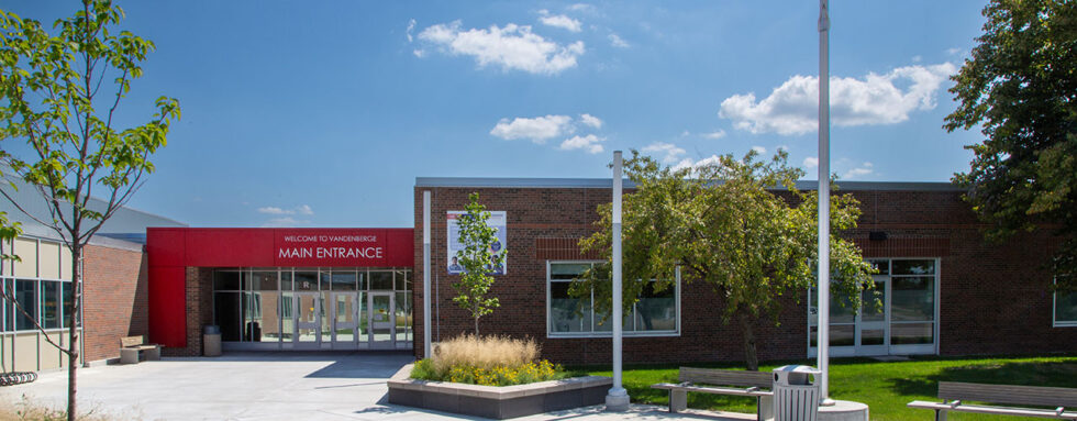 VandenBerge Middle School Expansion and Renovation - Stahl Construction